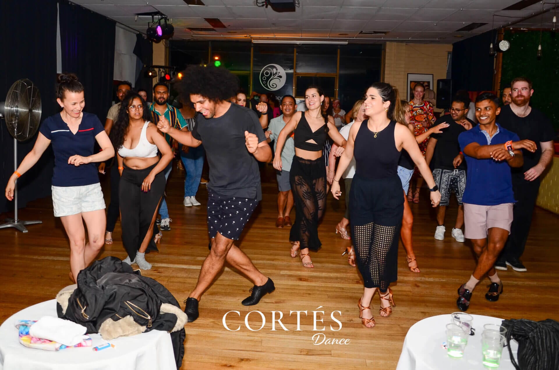 Salsa and Bachata dance Classes - Cortés Dance - Cortés Dance